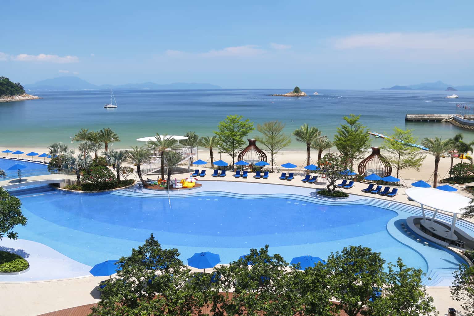Sheraton Dameisha Unveils Stunning New Pool As Beach Reopens - Now Shenzhen