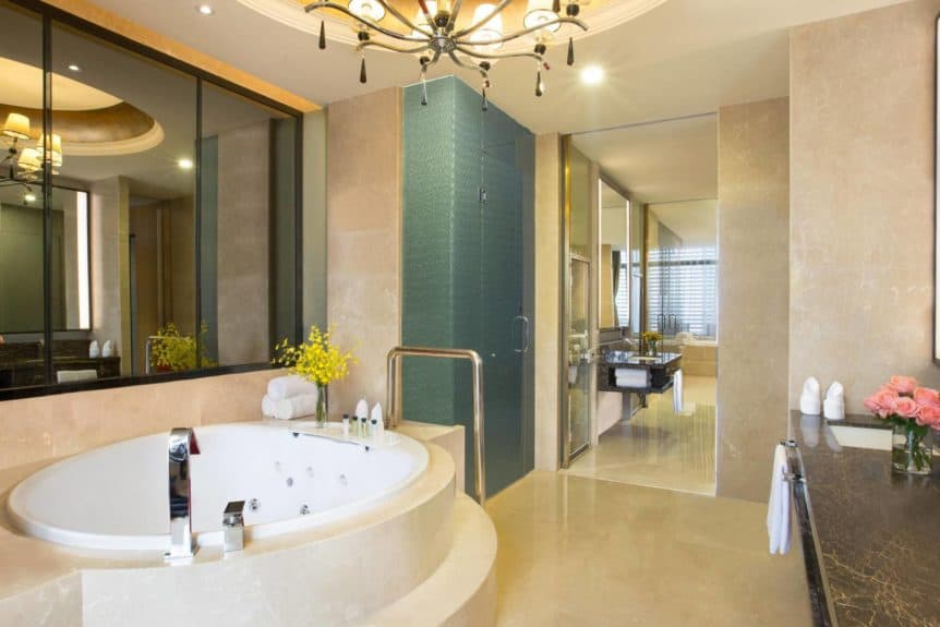 Crowne Plaza Shenzhen Longgang City Centre - Now Shenzhen